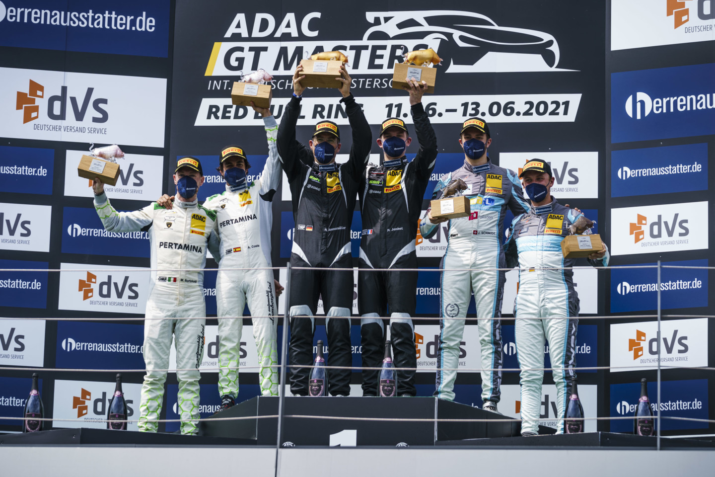 ADAC GT Masters 2021: Grasser Racing jubelt über Heim-Podest am Red ...