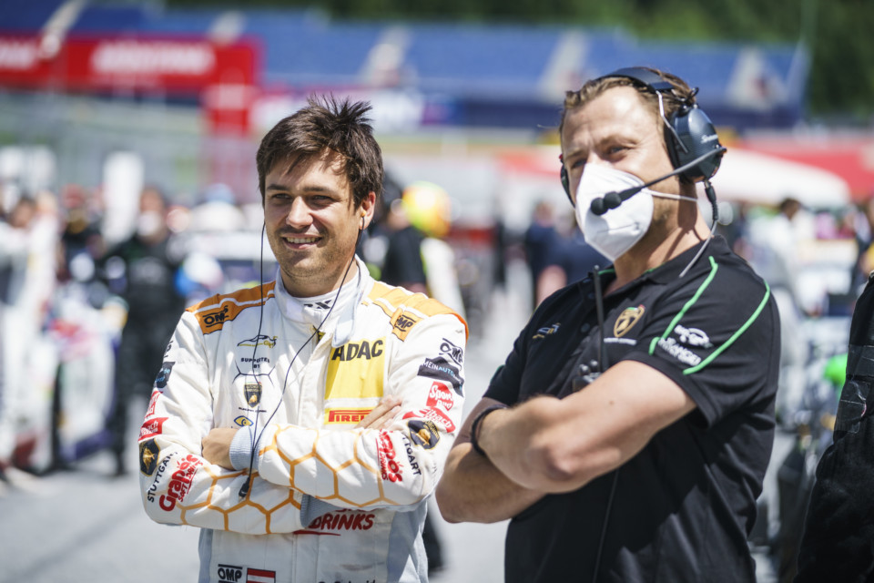 Die Faszination des ADAC GT-Masters – Clemens Schmid im Interview am ...