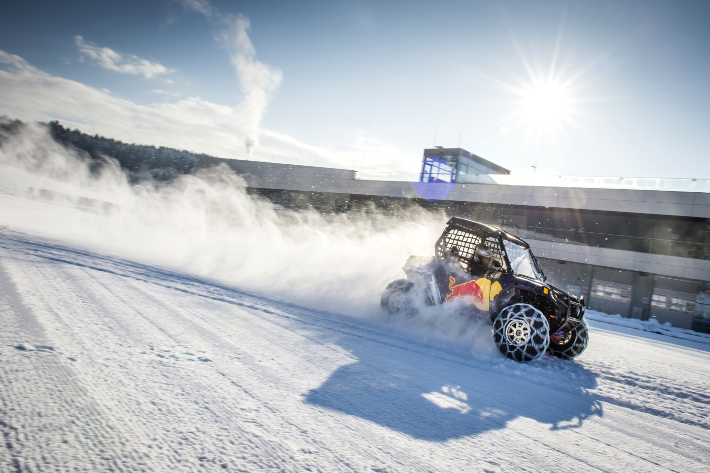Offroad-Buggy fahren im Schnee