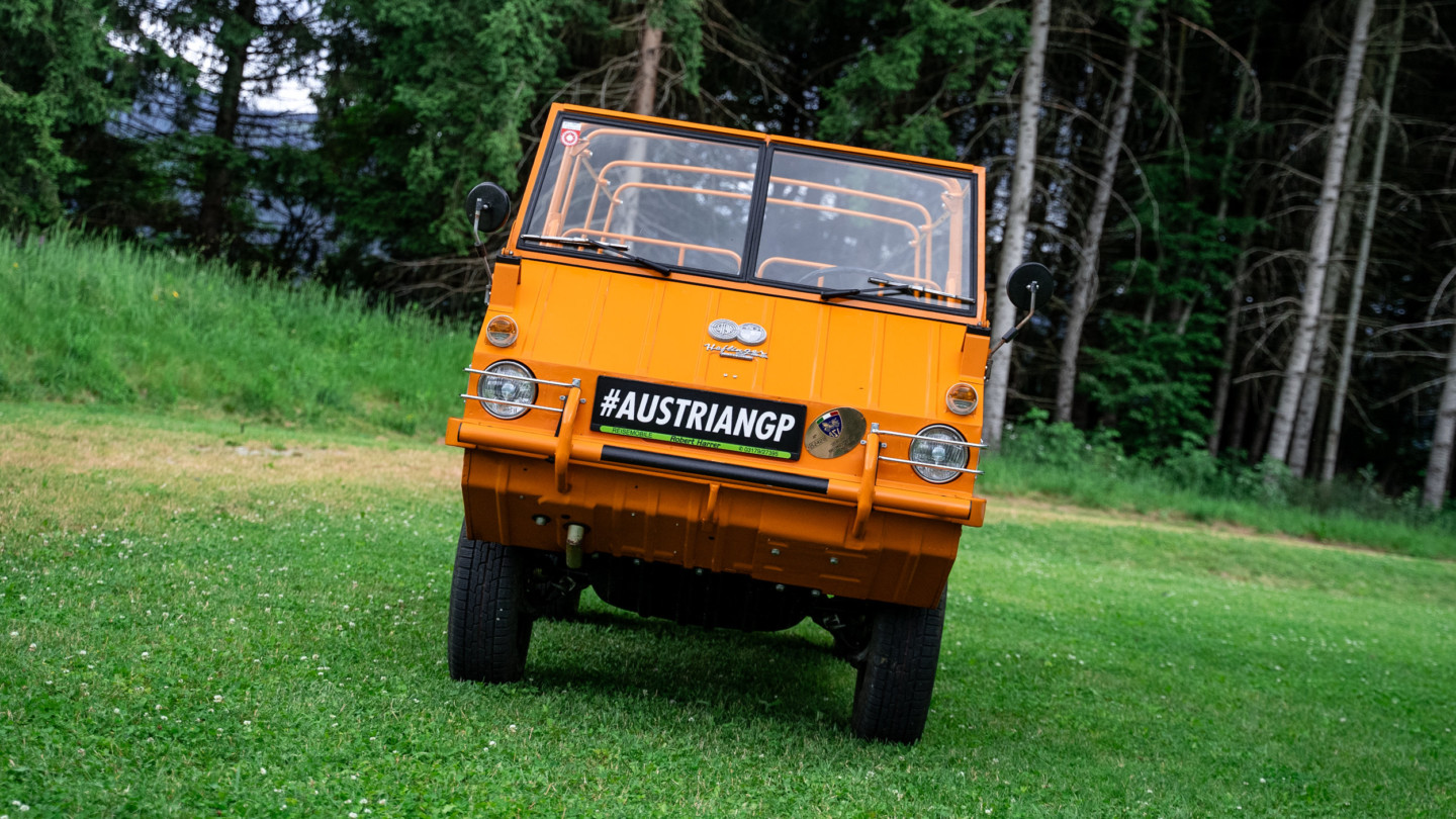 Drivers Parade: Verstappen & Co im Steyr-Puch Haflinger