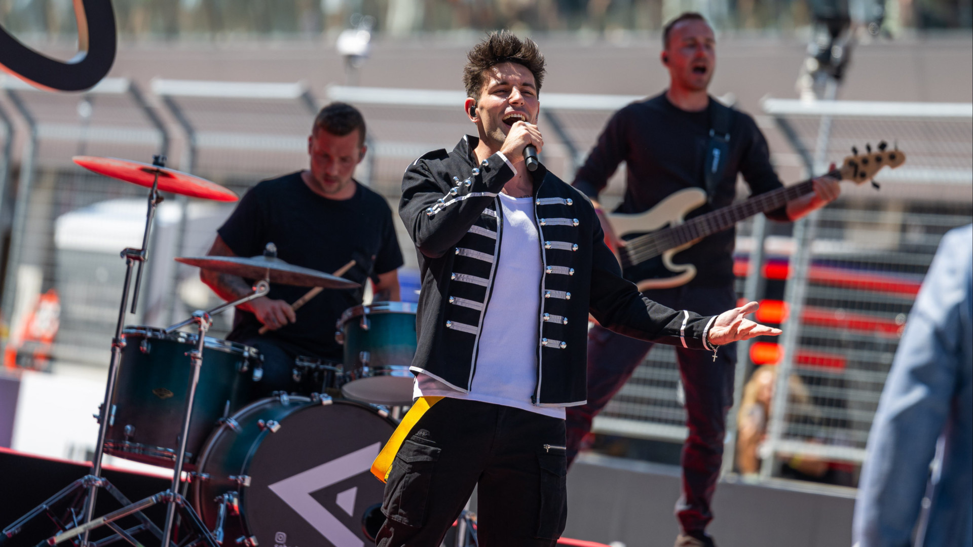 Video: Alexander Eder rockt die Bundeshymne