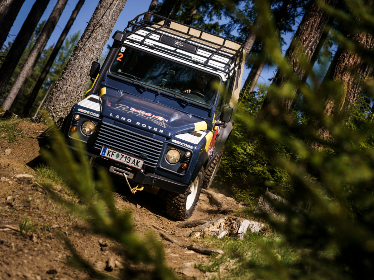 Land Rover Defender - Red Bull Ring Shop