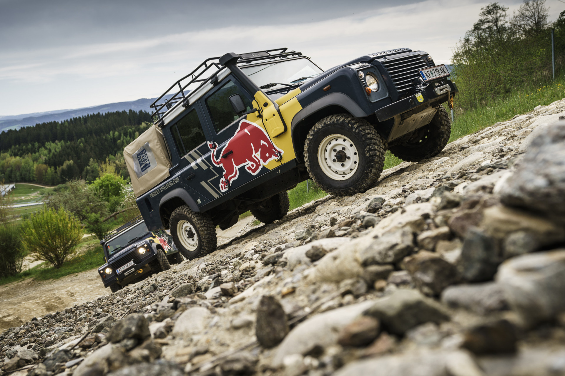 Land Rover Defender driving Austria I Red Bull Ring