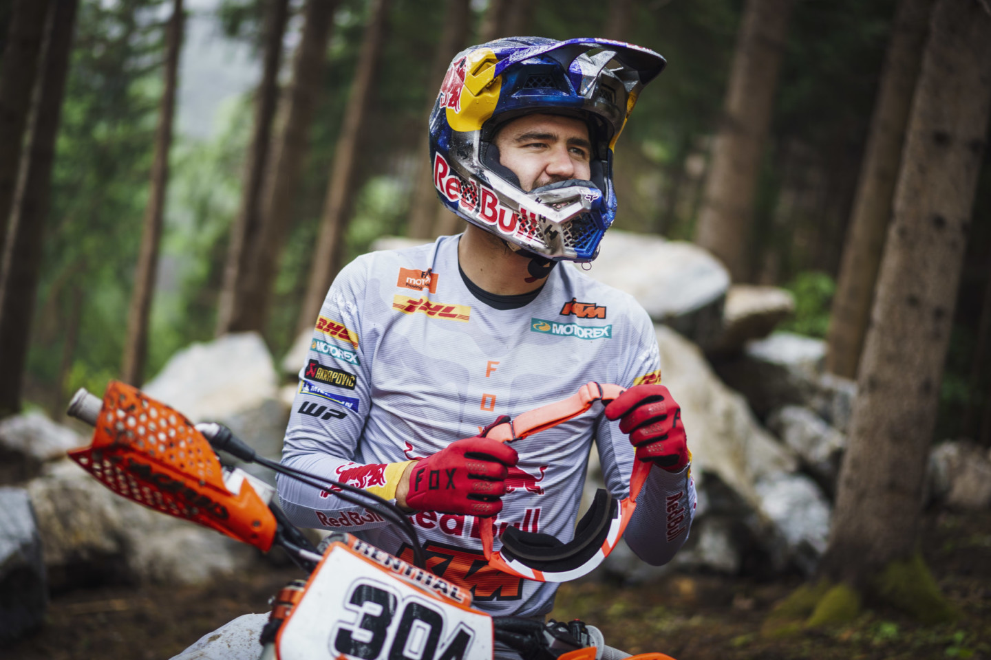 Enduro Training: Book now and train with Manuel Lettenbichler