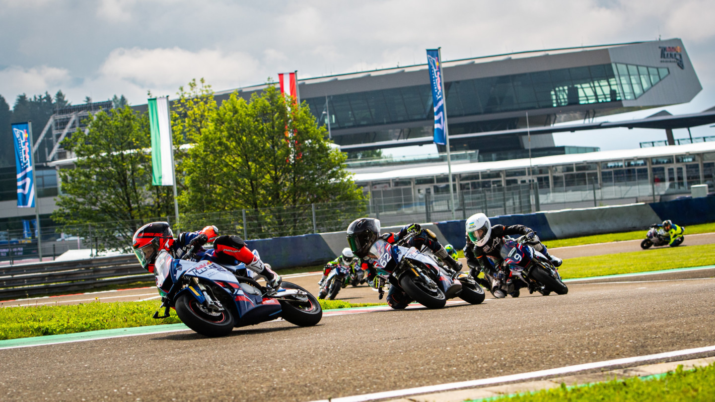 KTM Junior Cup: New junior two-wheeler racing series presented