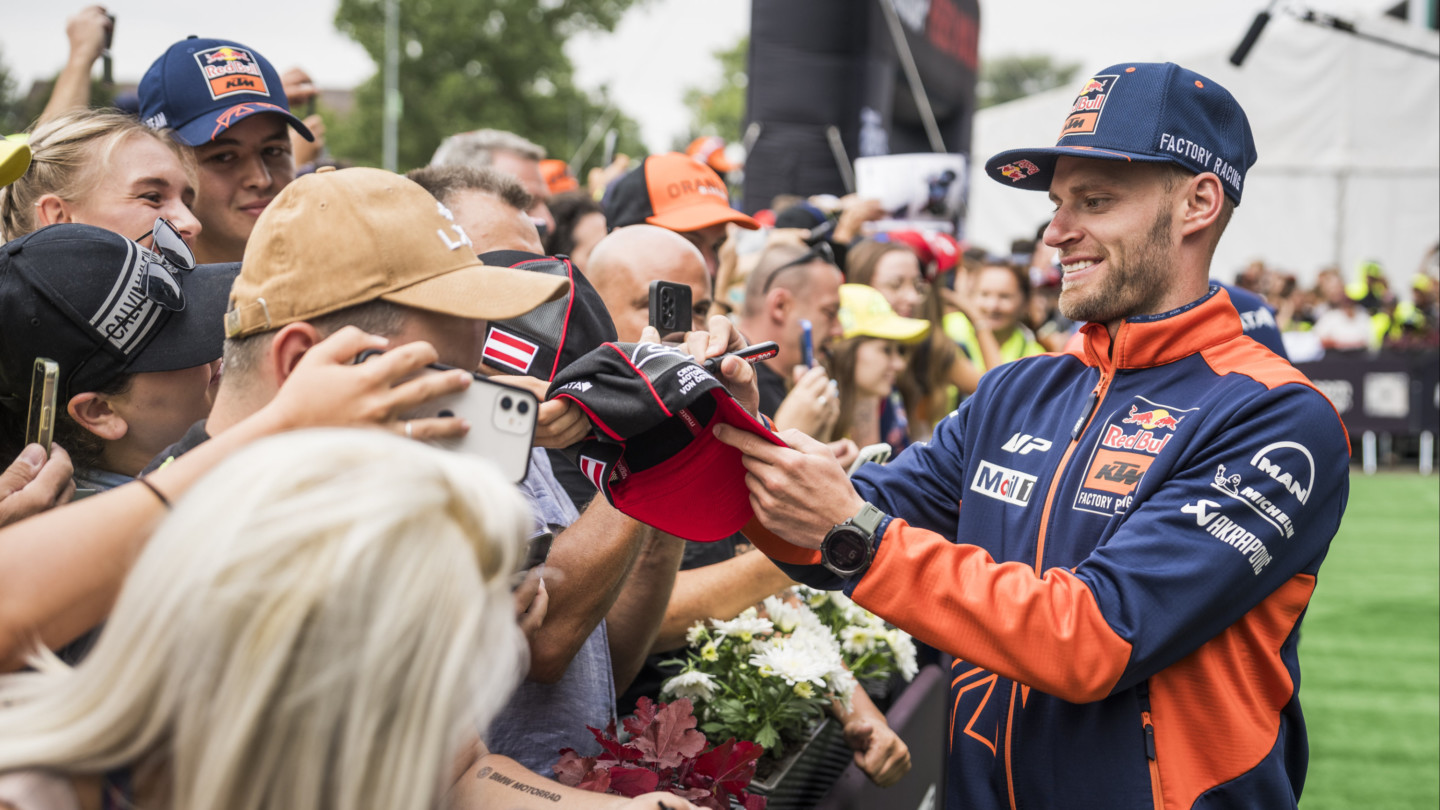 MotoGP stars at the “Hero Walk on the Styrian Green Carpet”