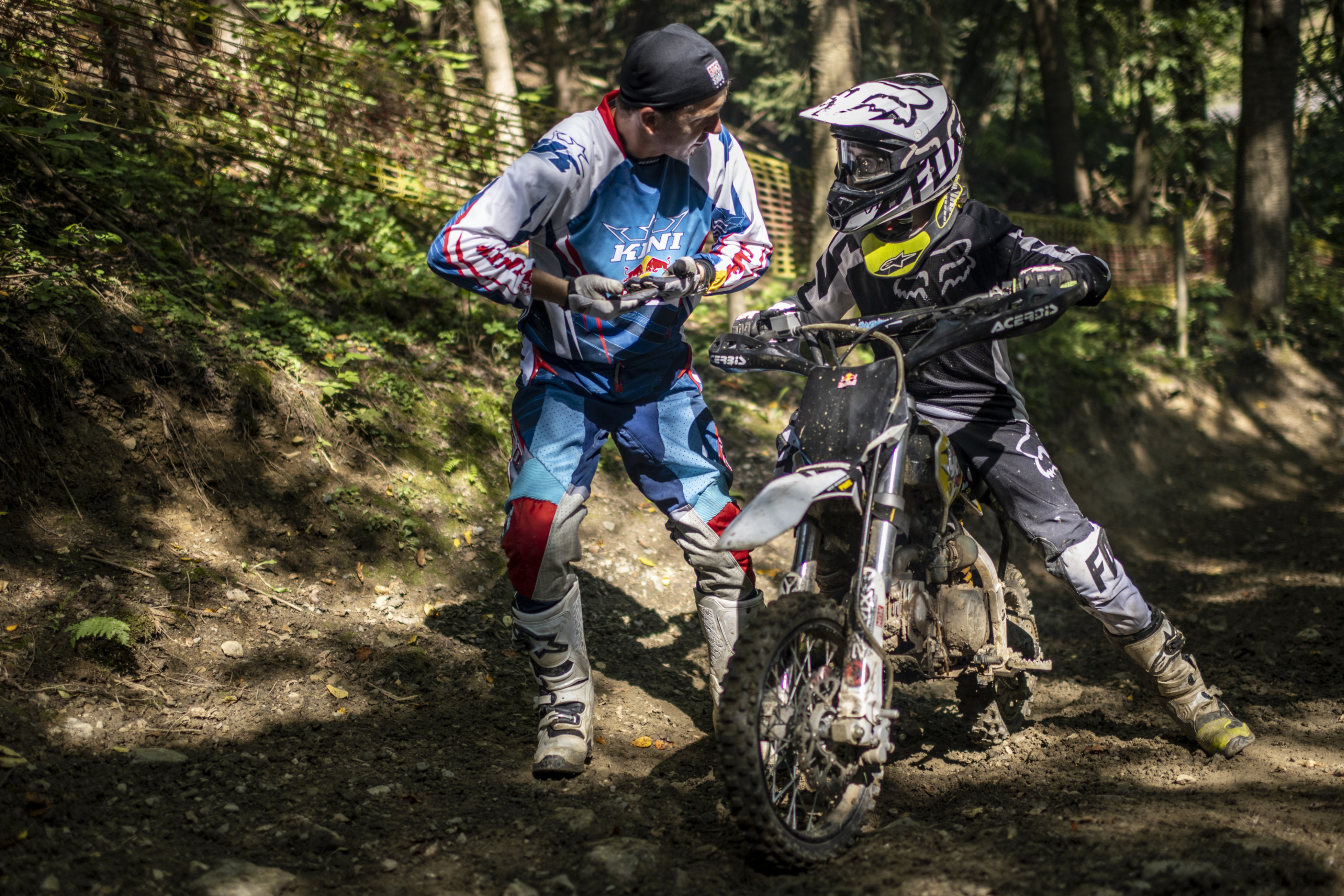 Go with your Pro Kids Enduro: Saddle up!