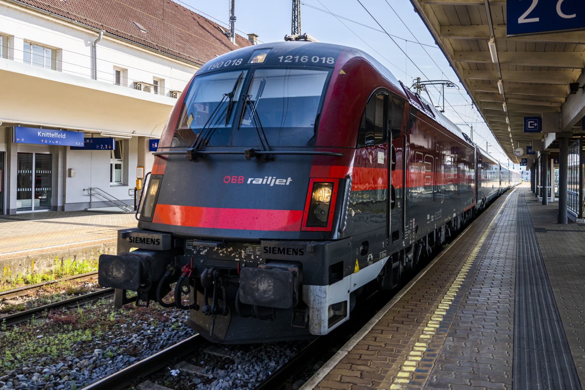 Arrival to the Formula 1 Spielberg by train I Red Bull Ring
