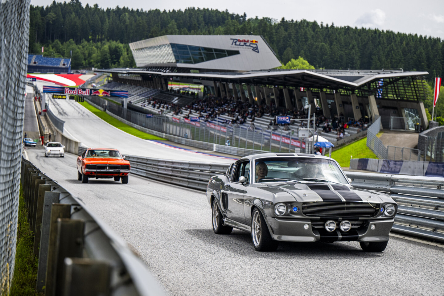 Ford Mustang Shelby GT 500 “Eleanor” at F1 Legends Parade
