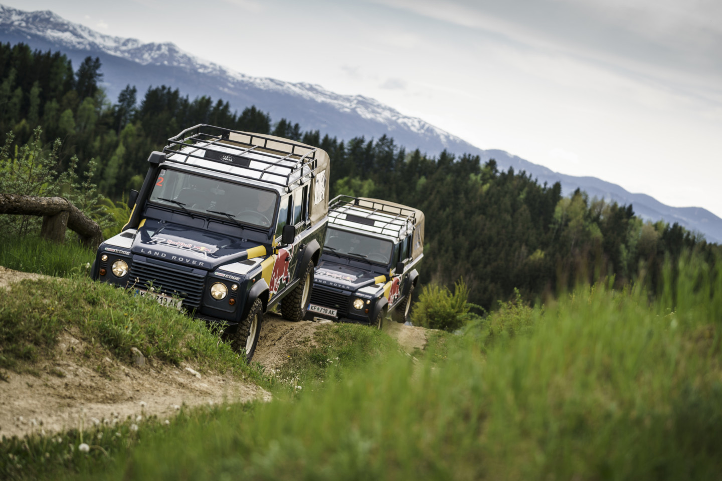 Land Rover Defender driving Austria I Red Bull Ring