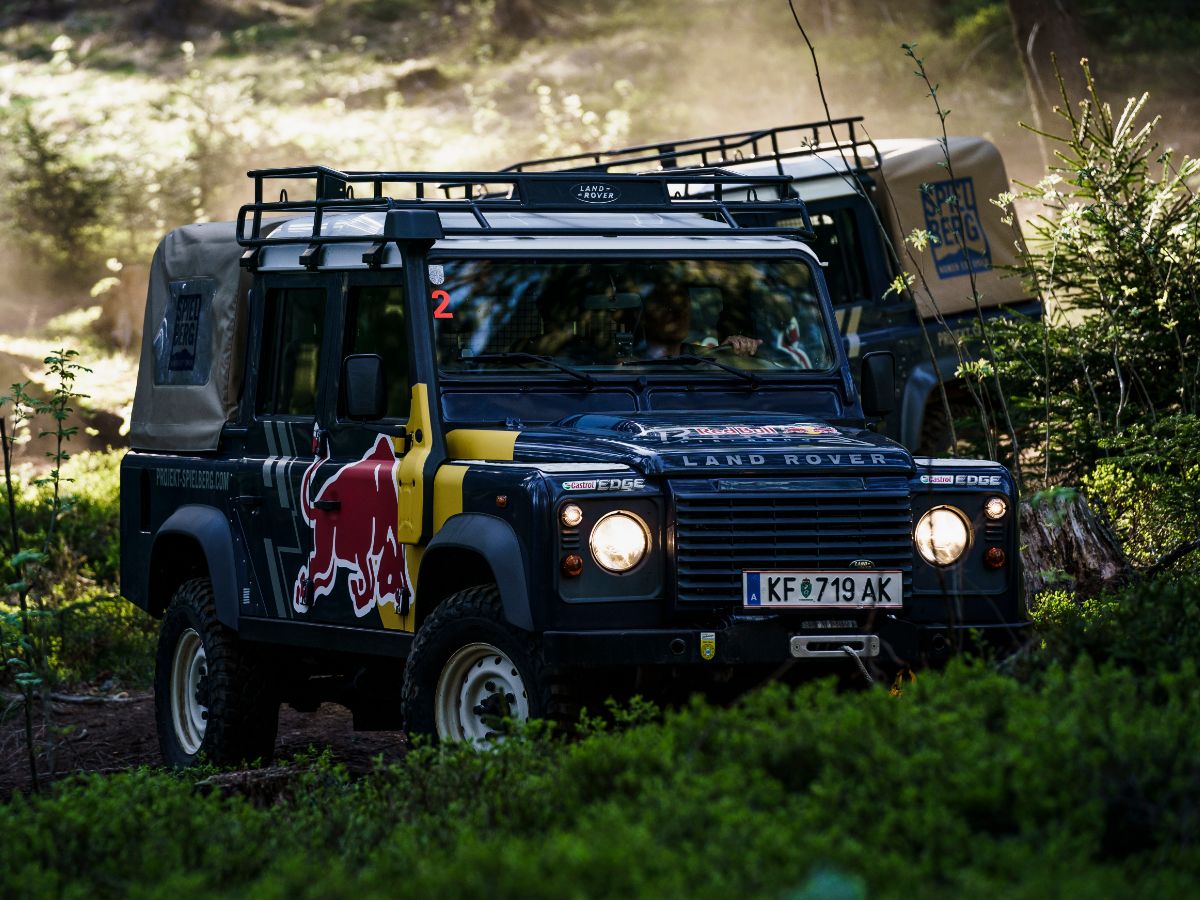 Land Rover Defender - Red Bull Ring Shop